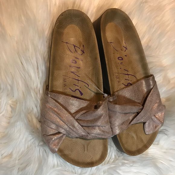 Blowfish | Shoes | New Blowfish Malibu Rose Gold Metallic Crossbow ...